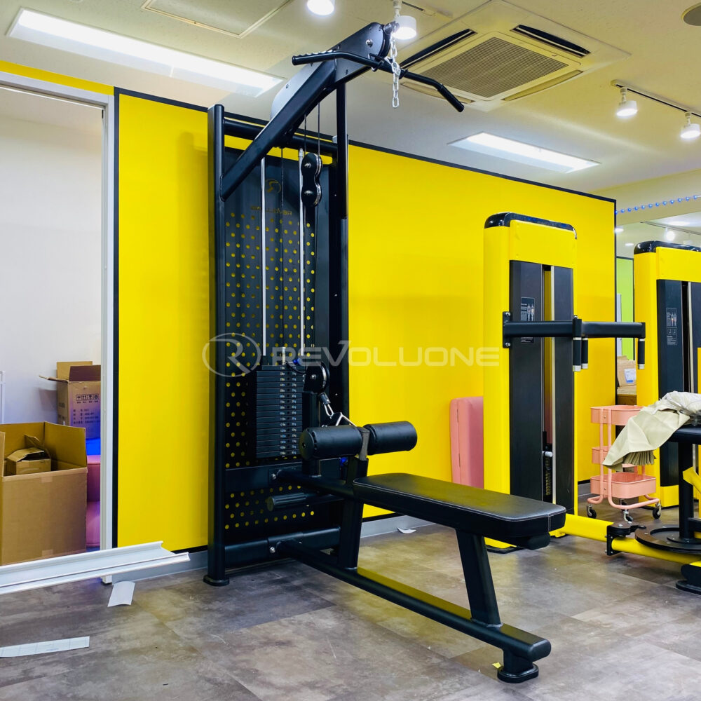 宮城県仙台市にフィットネスジムのマシン増台の為、ご導入させて頂きました。 - パーソナルジム開業に特化したマシンメーカー レボルワン